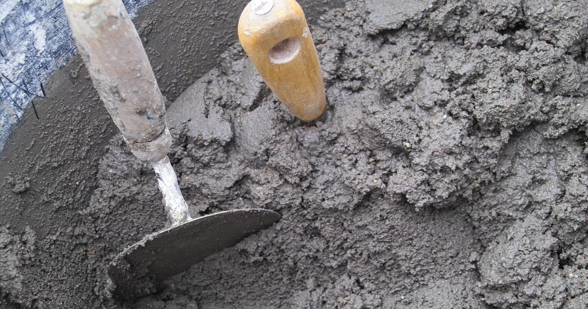 Peut-on utiliser du ciment pur sans sable ? - legrafale